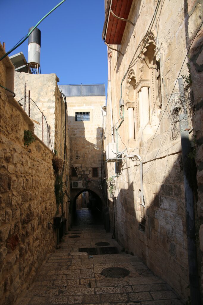 (43) – Nuseibeh